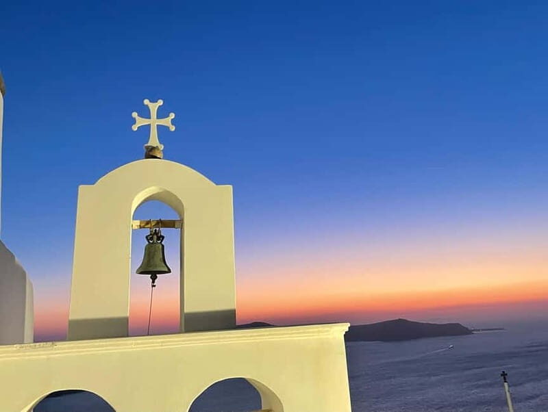 Santorini: Explore the Islands Beauty & Sunset Wine Tasting - Detailed Breakdown of the Itinerary