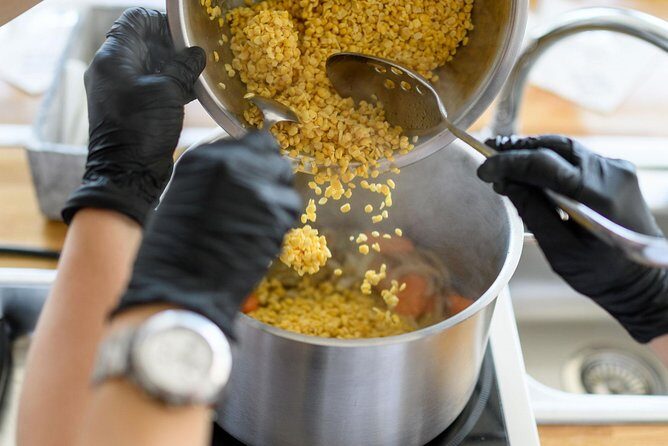 Santorini Farm-to-Table Cooking Class with a Local Chef, Christos - FAQ