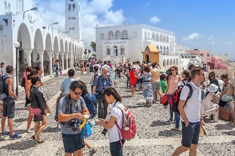 Santorini: Fira Town Walking Tour with Wine Tasting - End of the Tour: Wine Tasting Experience