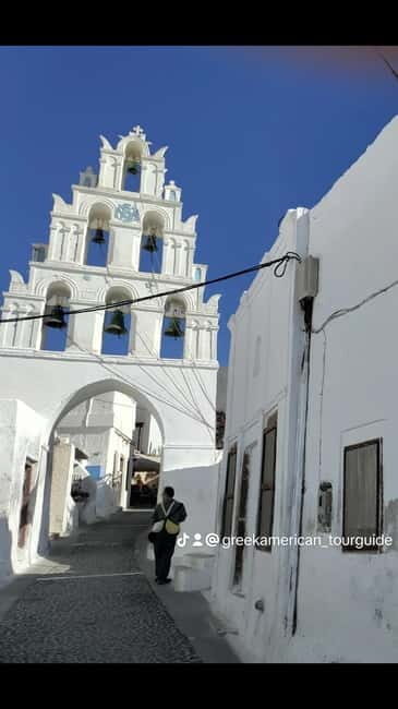 Santorini: Group Hiking Tours w/ English-Speaking Guide - Key Points