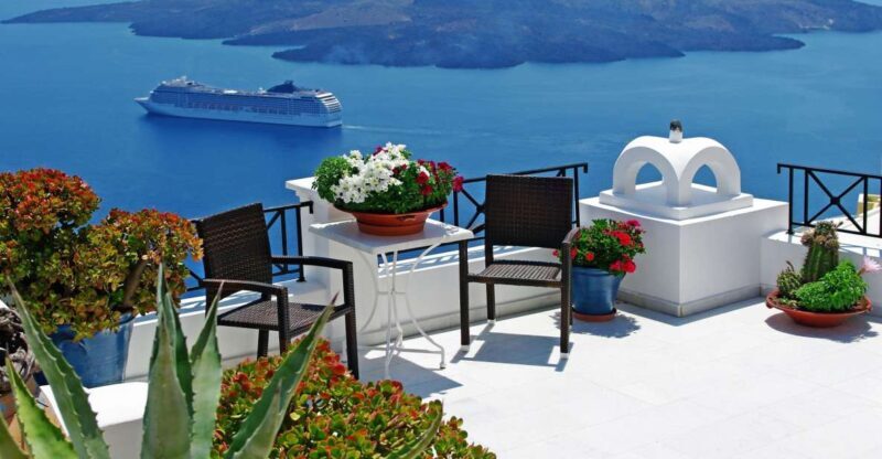 Santorini: Half-Day Customizable Private Island Guided Tour - Why This Tour Stands Out