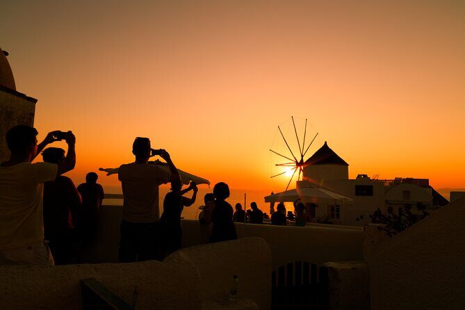 Santorini In One Day Bus Tour with Oia Sunset & optional Sailing - Who Should Consider This Tour?