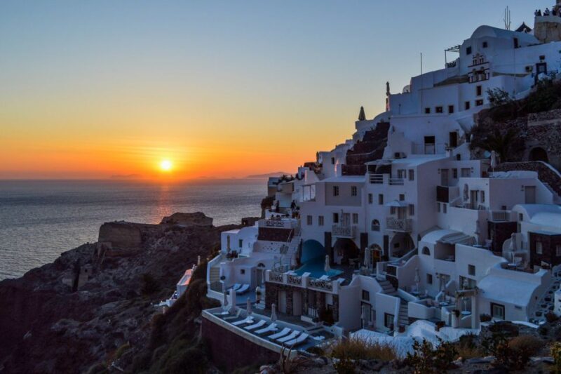 Santorini Island Bus Tour and Caldera Sunset Cruise - The Bottom Line