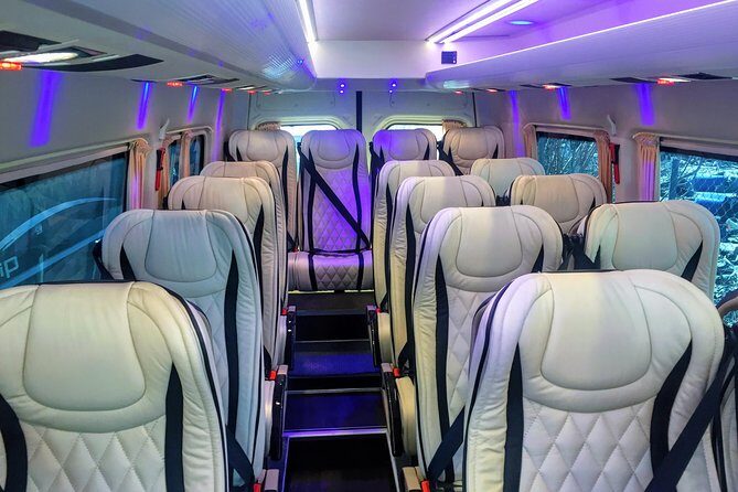 Santorini JTR Airport Transport & Transfer Services - Introduction: Making Your Arrival in Santorini Smooth and Easy