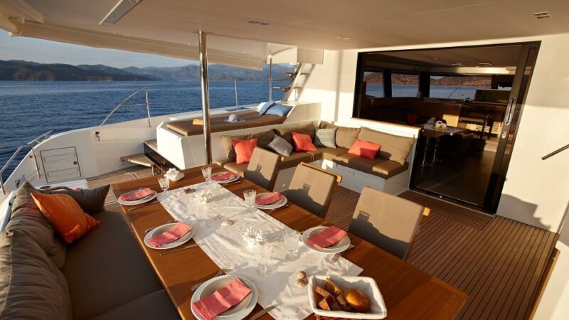 Santorini: Luxurious Catamaran Cruise with Meal & Open Bar - Practical Details: What You Need to Know