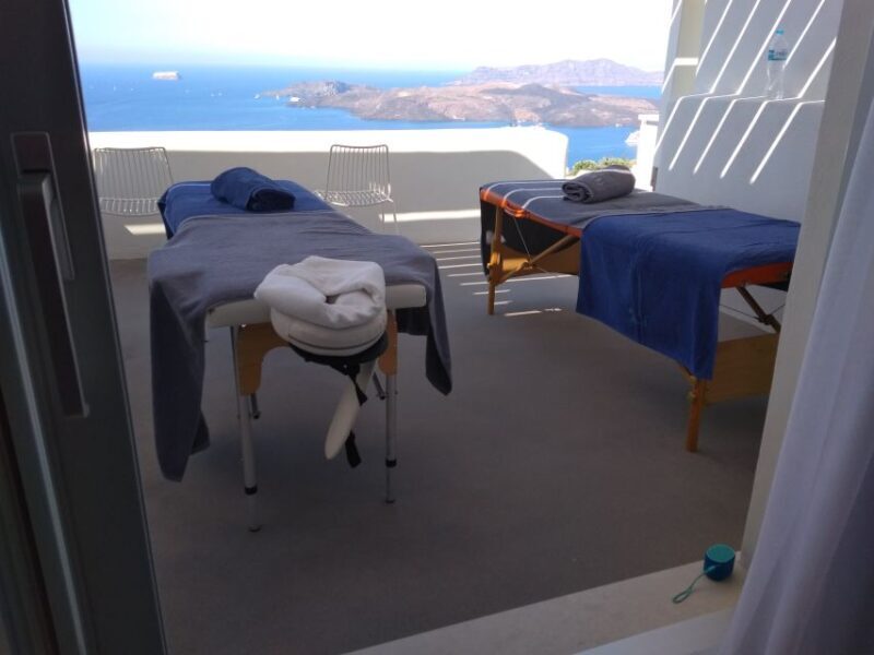 Santorini: Mobile Couples Massage at Your Private Villa - Santorini: Mobile Couples Massage at Your Private Villa