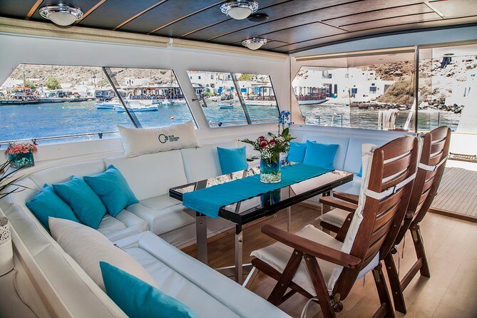 Santorini: Motor Yacht Private Cruise with 5-Course Meal - The Gourmet Experience — Food and Drinks on Deck