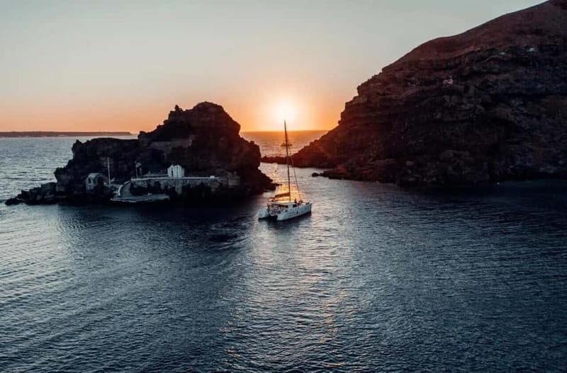 Santorini: Private Catamaran Cruise with BBQ Meal and Drinks - Starting Point: Ammoudi Bay – The Picture-Perfect Launch