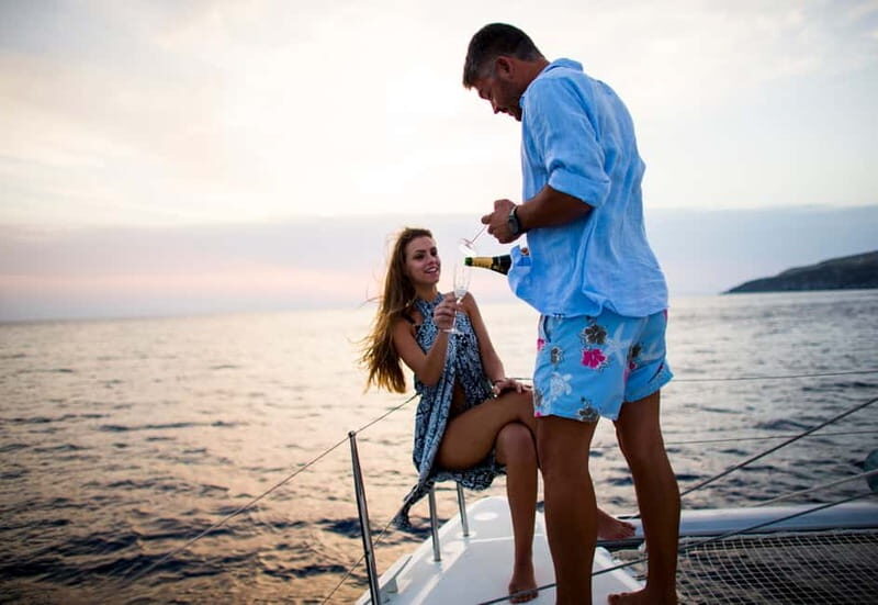 Santorini: Private Catamaran Cruise with BBQ Meal and Drinks - What Travelers Are Saying