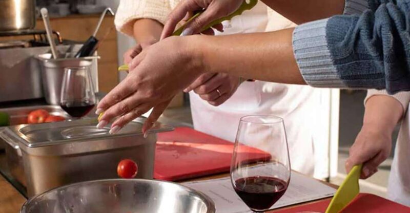 Santorini: Private Cooking Class and Wine Tasting Tour - A Closer Look at the Itinerary and Experience