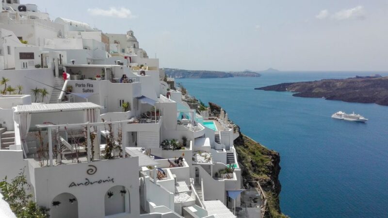 Santorini: Private Day Tour with Guide - Beaches and Scenic Outlooks