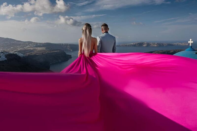 Santorini: Private Flying Dress Photoshoot Iconic Locations - What the Reviews Say