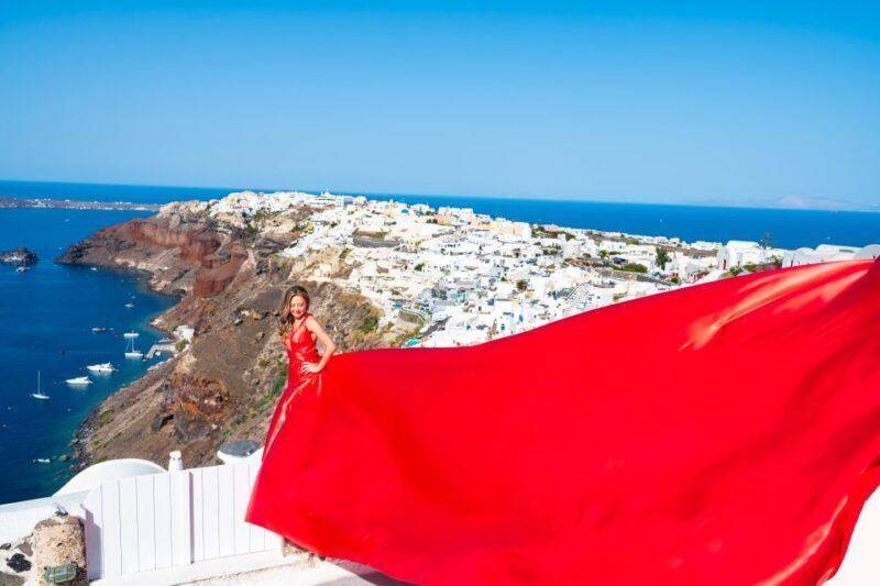 Santorini: Private Flying Dress Photoshoot with Pickup - Who Will Love This Experience?