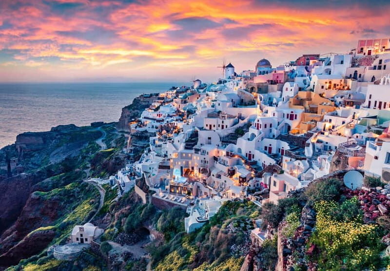 Santorini: Private Guided Sightseeing Day Tour - A Closer Look at the Itinerary