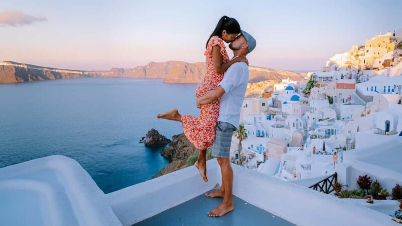 Santorini: Private Photoshoot in Oia, Imerovigli, or Fira - The Experience: What to Expect