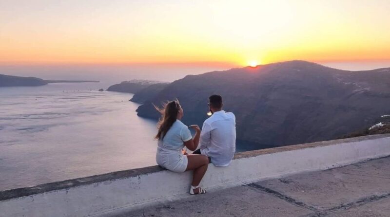 Santorini: Private Sunset Tour with Picnic & Transfer - What Makes This Tour Special?