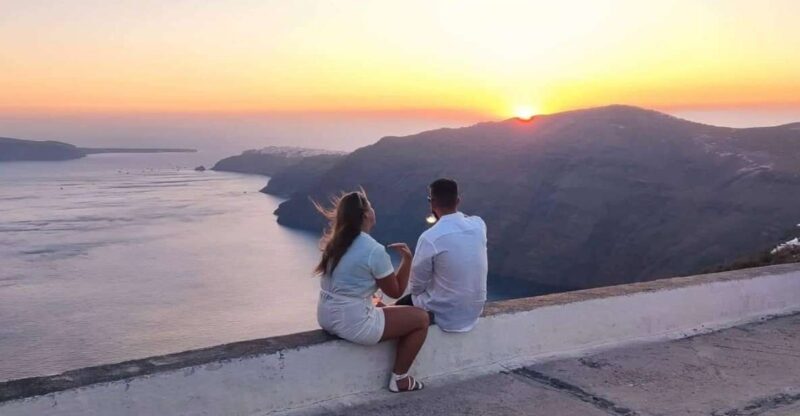 Santorini: Private Sunset Tour with Picnic & Transfer - Why This Tour Works for Travelers