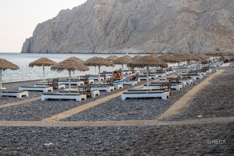Santorini Private Tour - Beaches - villages & Cldera Views - The Sum Up