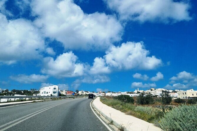 Santorini Private Transfer between Airport or Port and Santorini - What to Expect from Santobros Transfer in Santorini
