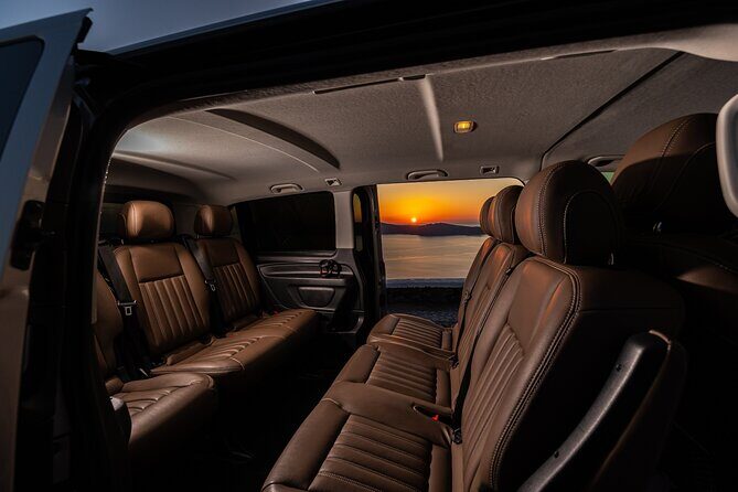 Santorini: Private Transfers To / From the Airport (JTR) - Who Should Consider This Transfer?