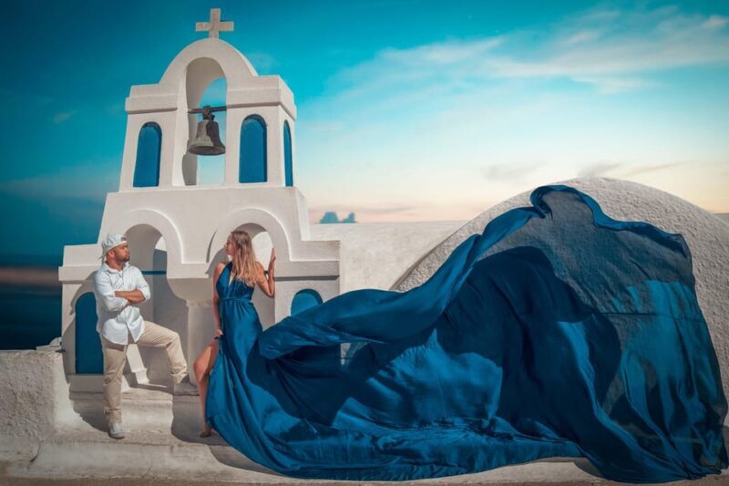 Santorini: Proposal Photoshoot l Private Entry to blue Dome - Key Points
