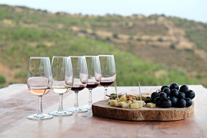 Santorini: Small Group Tour of 3 Local Wineries - Exploring Santorini’s Wineries: A Small Group Experience