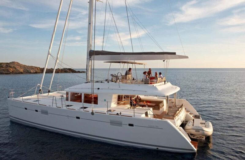 Santorini: Sunset Cruise with Greek Dinner and Transfer - FAQs