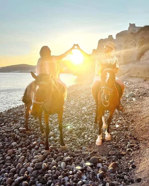 Santorini: Sunset Horse Riding Tour with Professional Photos - Key Points