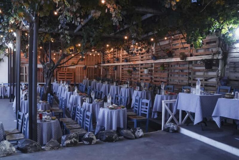 Santorini: The Greek Wedding Show - A Detailed Look at the Experience