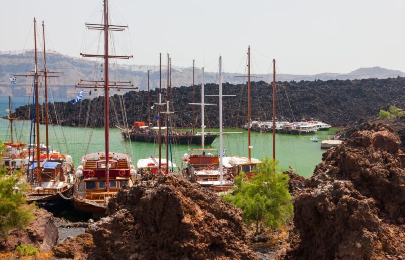 Santorini: Thirassia Islands and Volcano Guided Cruise - Exploring the Itinerary: What You Can Expect