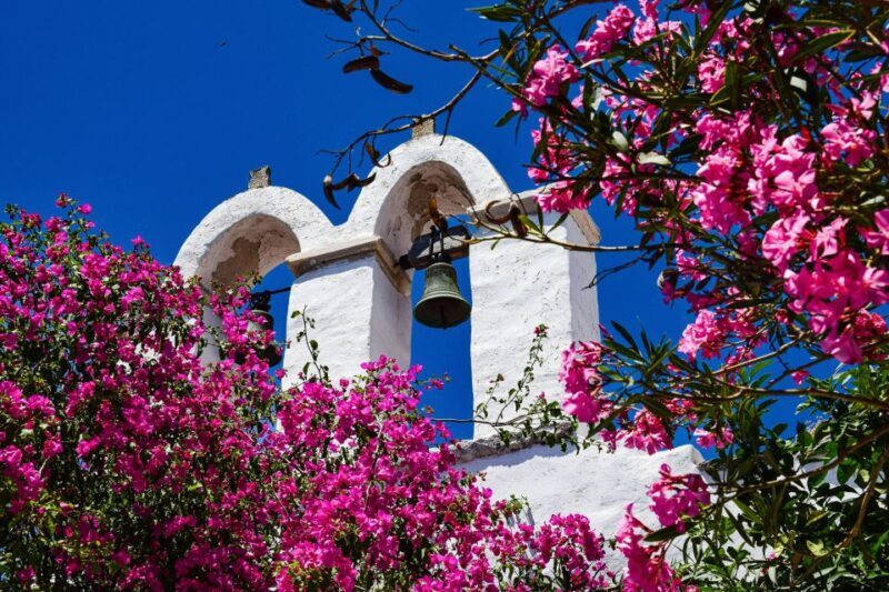 Santorini Tour : Oia, Black Beach, and Pyrgos Half-Day Tour - Key Points