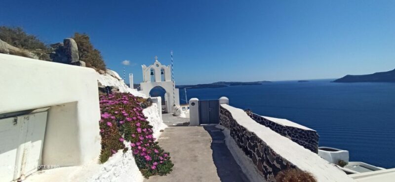 Santorini Unveiled: 4-Hour Discovery - An In-Depth Look at the Santorini Unveiled Tour