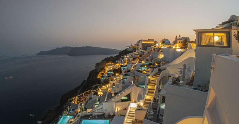 Santorini Unveiled: From Megalochori's Charm to Oia's Sunset - Key Points