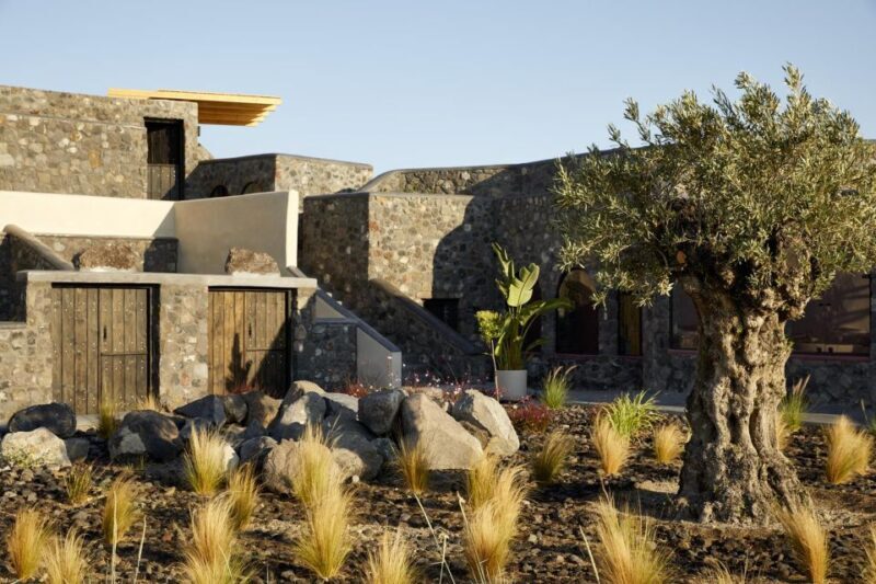 Santorini: Volcanic Hot-Tub Experience with Caldera Views - The Sum Up