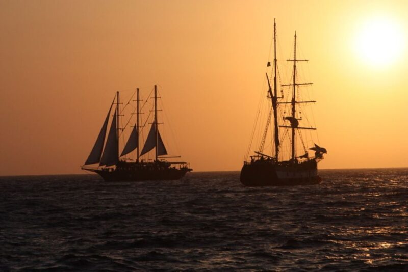 Santorini: Volcanic Sunset Cruise with Dinner - Who Will Love This Tour?