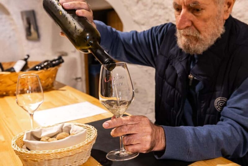 Santorini: Wine Tasting with Local Guide - What to Expect During the Tour