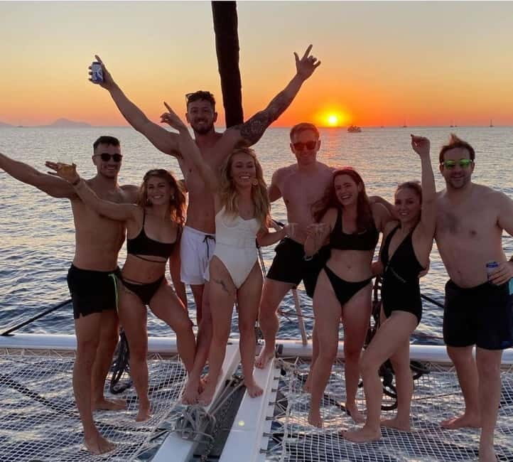Santorini:All-inclusive Catamaran Cruise with Thirassia Stop - How This Tour Brings Santorini to Life from the Water