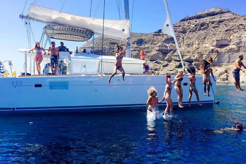 Santorini:All-inclusive Catamaran Cruise with Thirassia Stop - What Sets the Food Apart?