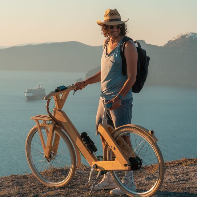 Santorini's Private Wooden E-Bike Tour with Lunch or Dinner - Key Points