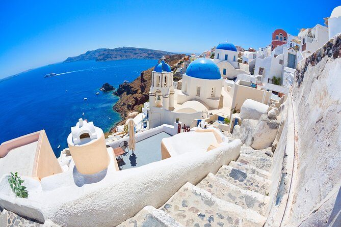 Santorini:The Famous Spots & Blue Domes -4 hours Private Tour - Who Should Consider This Tour?