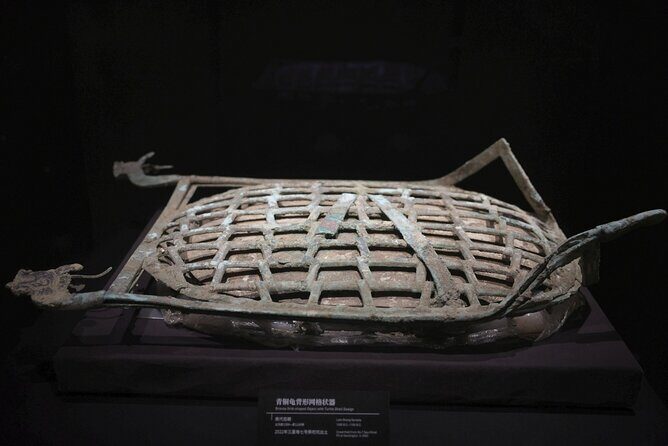 Sanxingdui Day Trip Relic Excavation and Bronze Ware Making - Exploring the Sanxingdui Museum