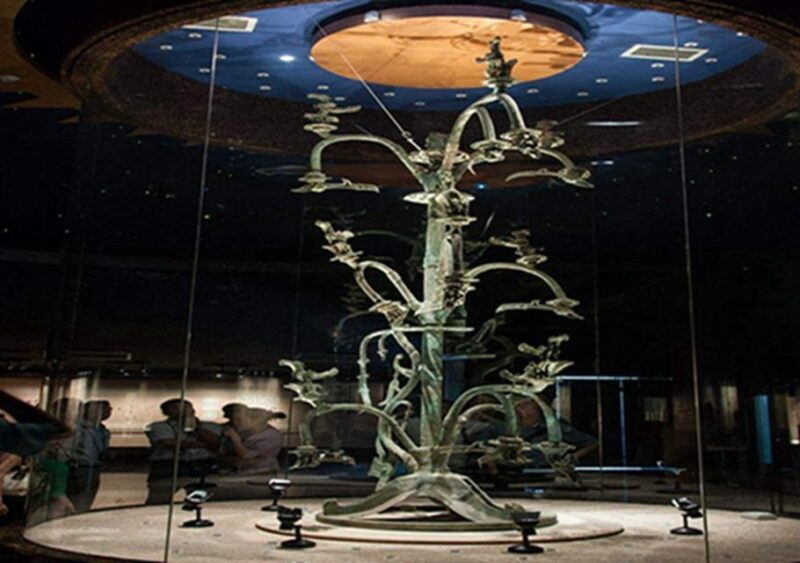 Sanxingdui Museum Small Group Tour with Optional Panda Base - Key Points