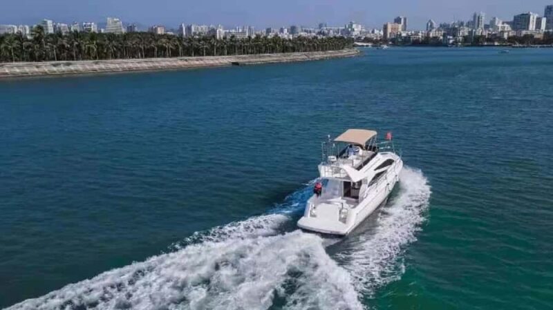 Sanya: Atlantis Water Park and Yacht Sailing Day Trip - Analyzing the Value