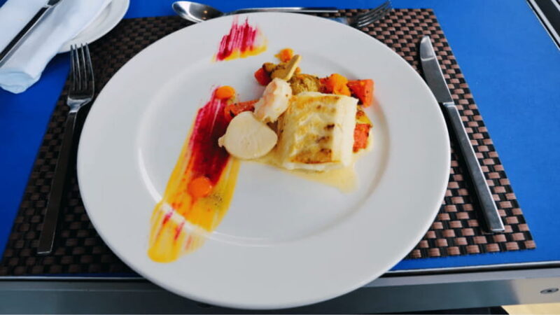 Sanya: Dinner in the sky at Sanya Air Restaurant - Evaluating the Value