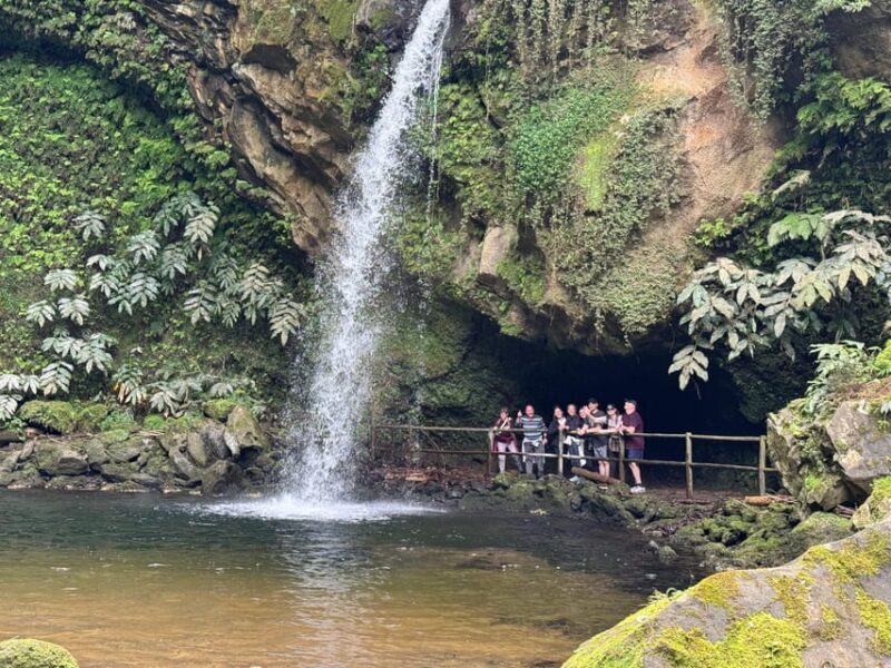 São Miguel Azores: Sete Cidades Guided tour with a local - Authenticity and Local Flavor
