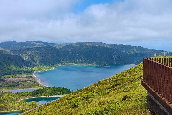 São Miguel: Majestic North Tour (Local Lunch Incl.) - Ribeira dos Caldeirões Natural Park: Waterfalls and Old Mill Charm