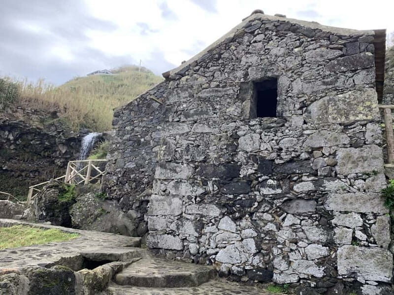 São Miguel: Private Viola Beach Hike & North Coast w/lunch - Practical Considerations and What to Bring