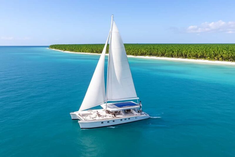 Saona Exclusive Catamaran  Small Group Experience - Key Points