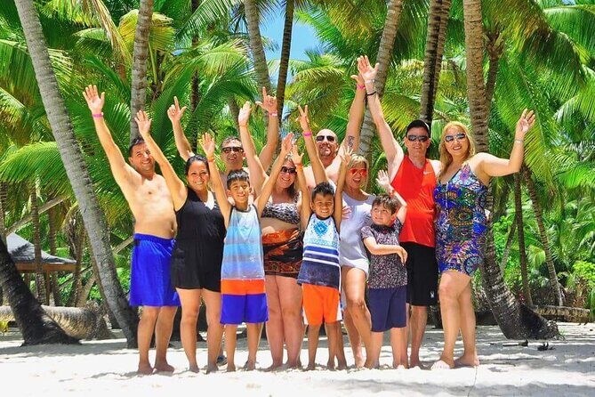 Saona Island Catamaran Cruise Experience (All Inclusive) - The Pros and Cons