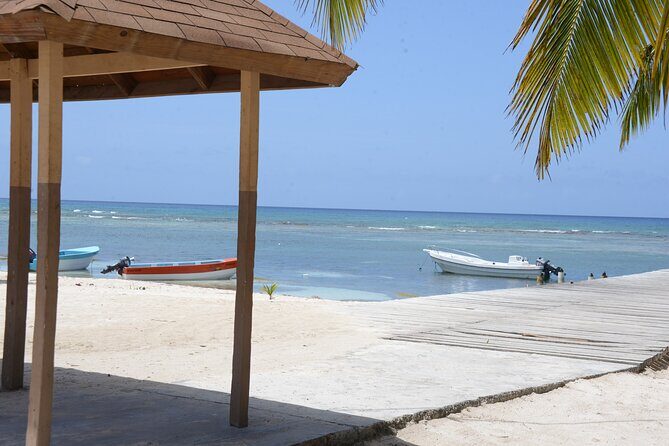 Saona, Mano Juan, Canto de la playa away from the tourist crowds - FAQs